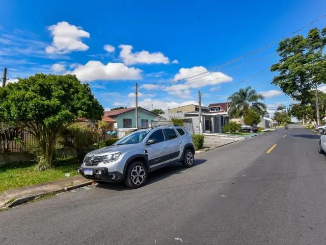 Imóvel para venda possui 160 metros quadrados em Xaxim Curitiba PR