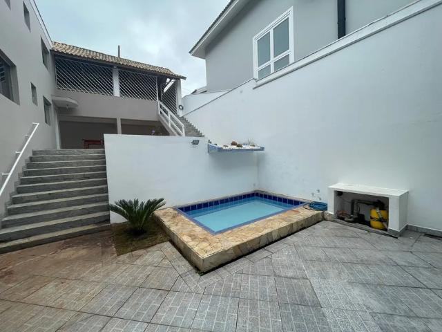 Imóvel para venda possui 250 metros quadrados com 3 quartos em Horizontal Park Cotia SP