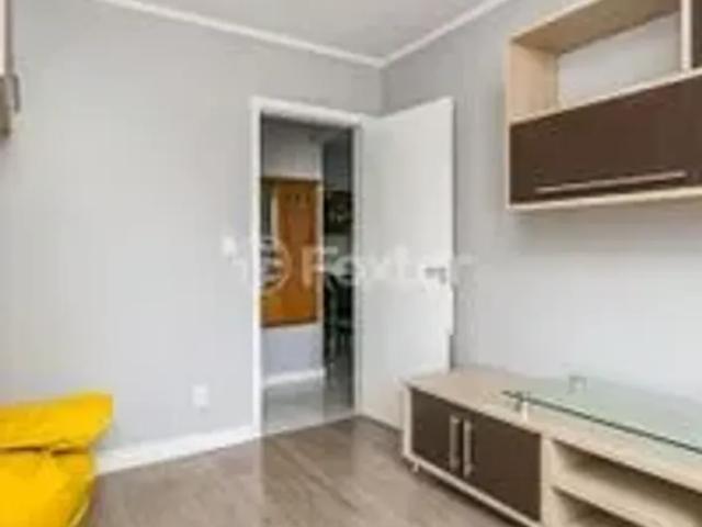 Apartamento 2 Dormitórios reformado com Vaga no Higienópolis