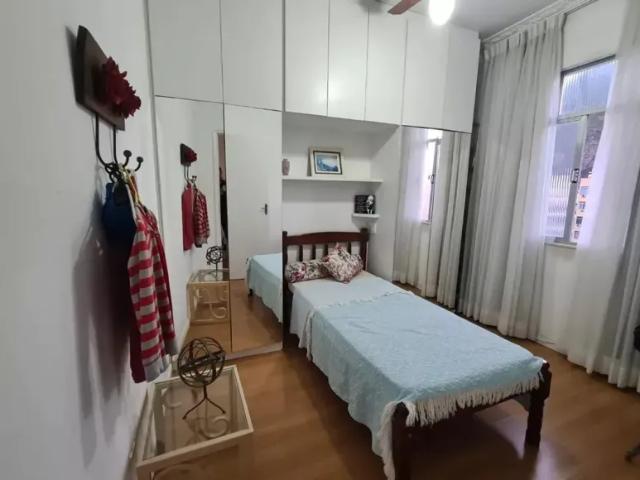 Imóvel para venda possui 65 metros quadrados com 2 quartos em Copacabana Rio de Janeiro RJ