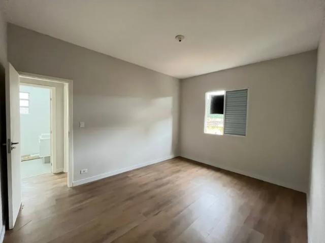 Imóvel para venda possui 67 metros quadrados com 2 quartos em Vila Cascatinha São Vicente SP