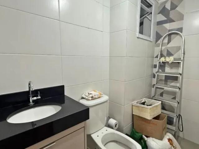 Imóvel para venda possui 76 m2 com 2 quartos em Guilhermina Praia Grande SP