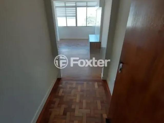 Imóvel para venda possui 87 metros quadrados com 3 quartos em Floresta Porto Alegre RS