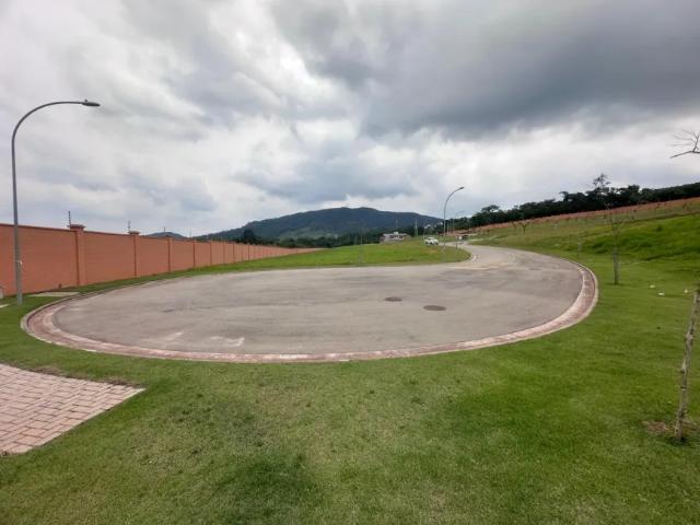 Imóvel para venda possui 891 metros quadrados em Chácara Terra Nova Jundiaí SP