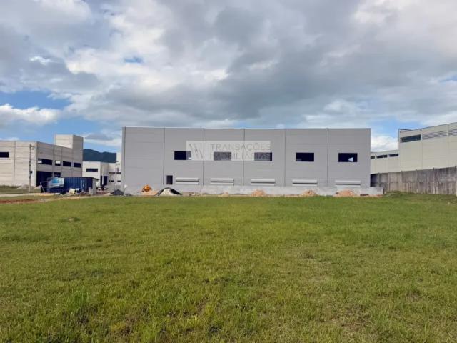 Terreno para venda em condomínio industrial fpossui 900 metros quadrados em Beira Rio Biguaçu SC