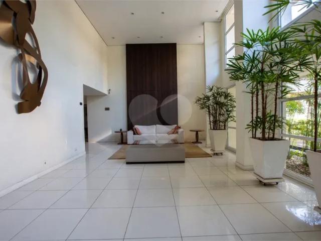 Apartamento a venda, com 2 suítes e 2 vagas, 98m² em Pinheiros