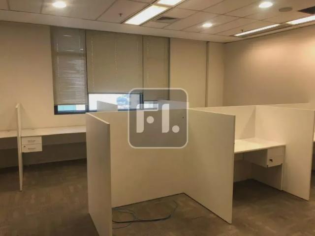 Imóvel para aluguel com 855 metros quadrados em Vila Cordeiro São Paulo SP