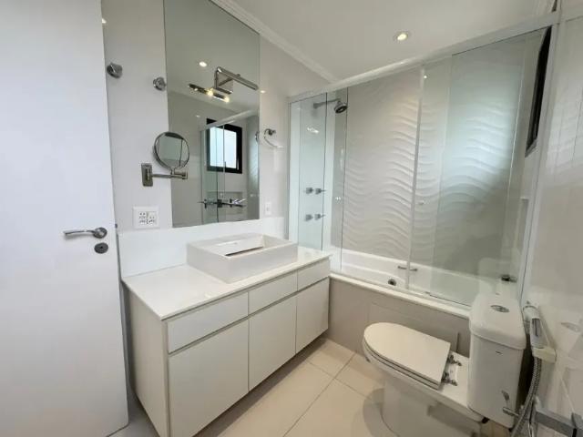 Apartamento à Venda na Vila Nova Conceição – 127 m² | Lazer Completo