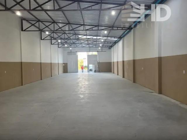 Imóvel para aluguel com 300 metros quadrados em Centro Camacan BA