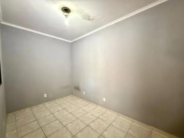 Imóvel para aluguel e venda com 260 metros quadrados com 3 quartos