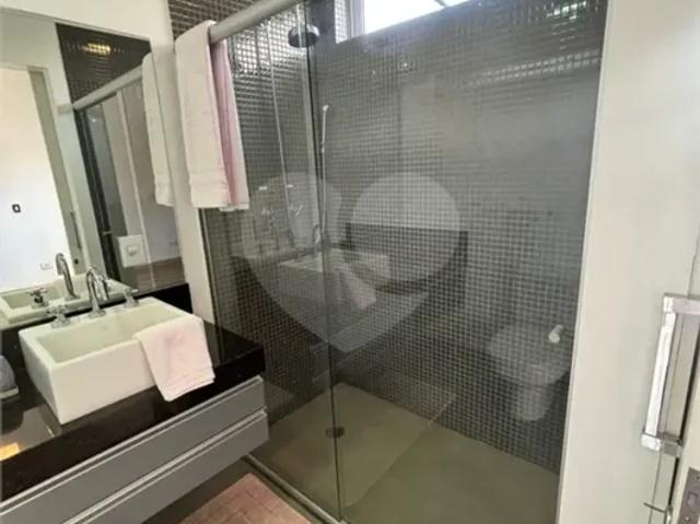 Imóvel para aluguel e venda possui 151 metros quadrados com 3 quartos