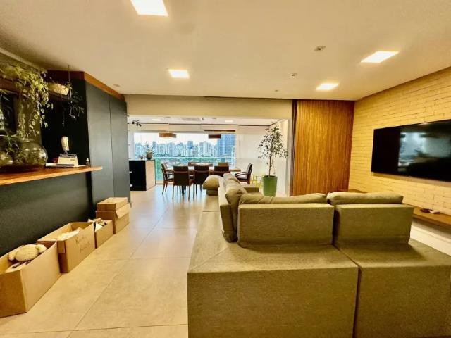 Imóvel para aluguel e venda possui 132 metros quadrados com 3 quartos