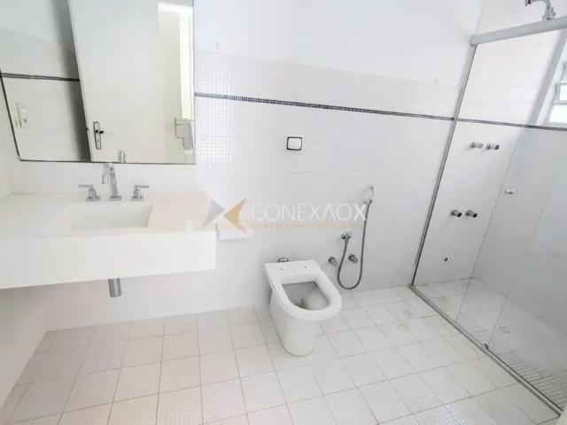 Imóvel para aluguel e venda possui 287 metros quadrados com 4 quartos