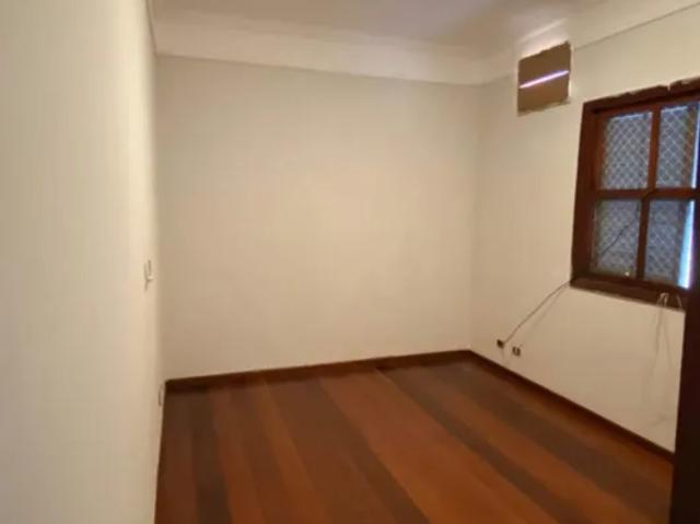 Imóvel para aluguel e venda tem 360 metros quadrados com 2 quartos