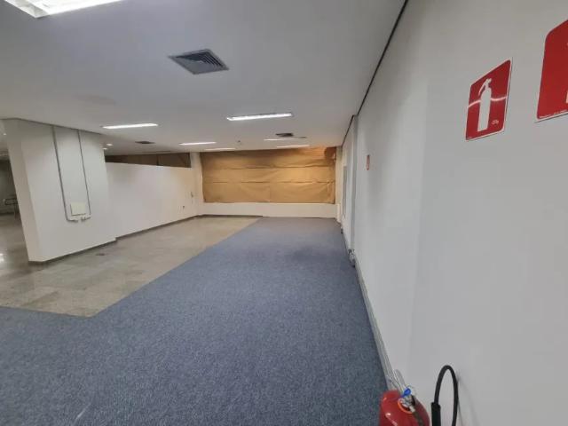 Imóvel para aluguel e venda tem 854 metros quadrados em Mirandópolis São Paulo SP