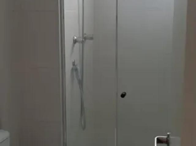 Imóvel para aluguel possui 55 metros quadrados com 2 quartos