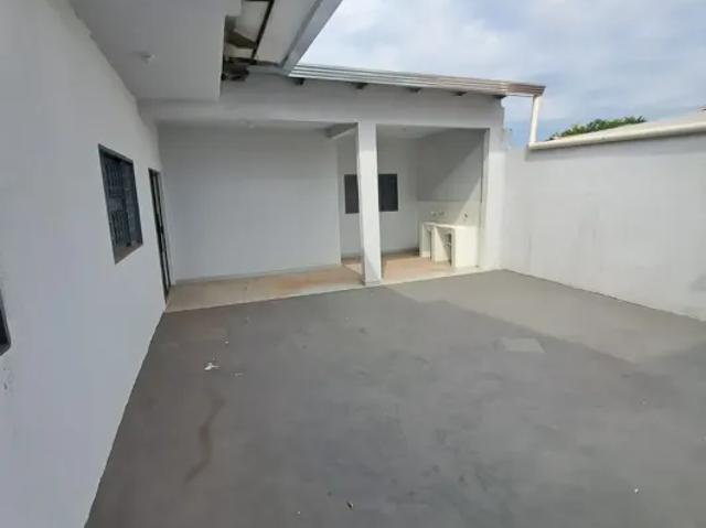 Imóvel para aluguel possui 75 metros quadrados com 3 quartos em Jardim Nova Esperança Goiânia GO