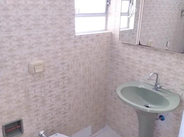 Imóvel para aluguel possui 80 metros quadrados com 2 quartos em Centro Histórico Porto Alegre RS