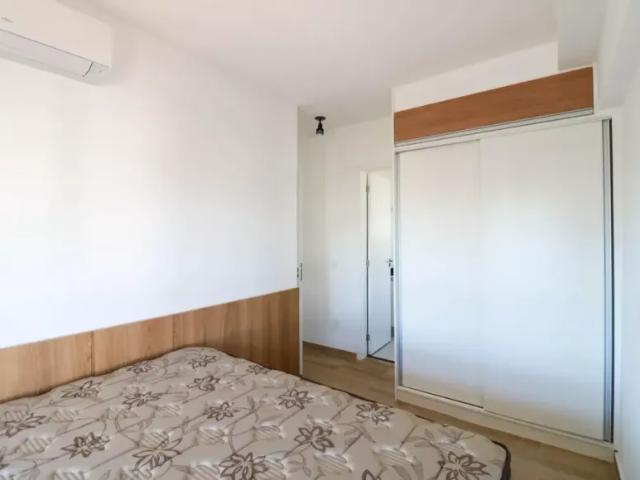 Imóvel para aluguel possui 90 metros quadrados com 2 quartos em Jardim das Acácias São Paulo SP