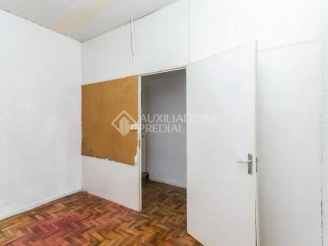 Imóvel para aluguel possui 120 metros quadrados com 2 quartos em Cidade Baixa Porto Alegre RS