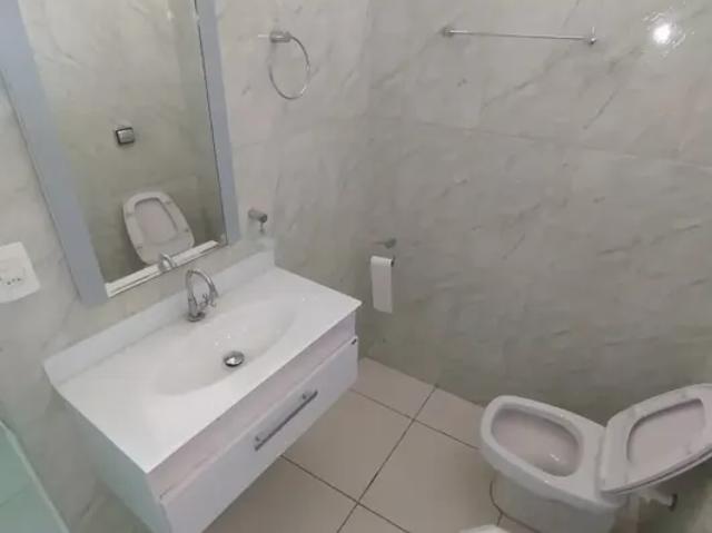 Imóvel para aluguel possui 120 metros quadrados com 2 quartos em Vila Mesquita Bauru SP