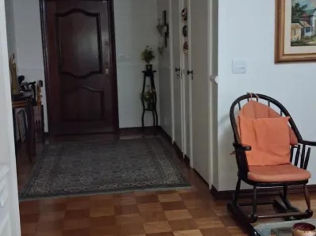 Imóvel para aluguel possui 230 metros quadrados com 3 quartos em Morro dos Ingleses São Paulo SP
