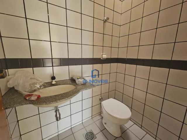 Imóvel para aluguel possui 39 metros quadrados em Jardim América Goiânia GO