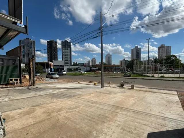 Imóvel para aluguel tem 400 metros quadrados em Parque Amazônia Goiânia GO