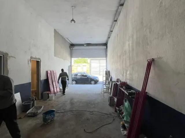 Imóvel para aluguel tem 320 metros quadrados em Vila Anastácio São Paulo SP