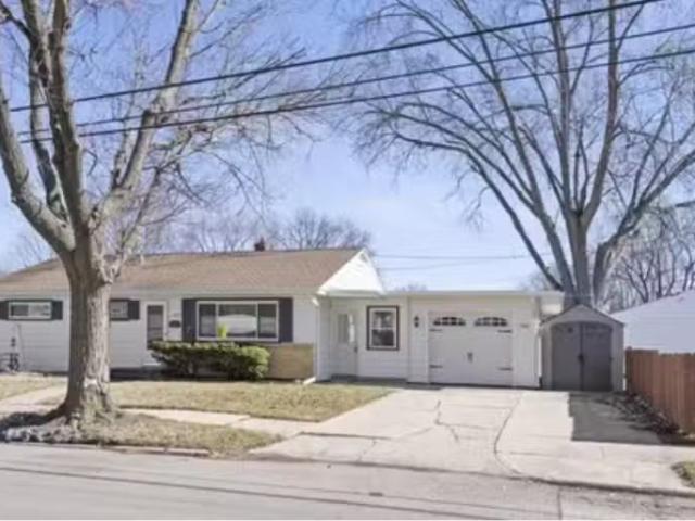Immaculate 1225 Westchester Dr