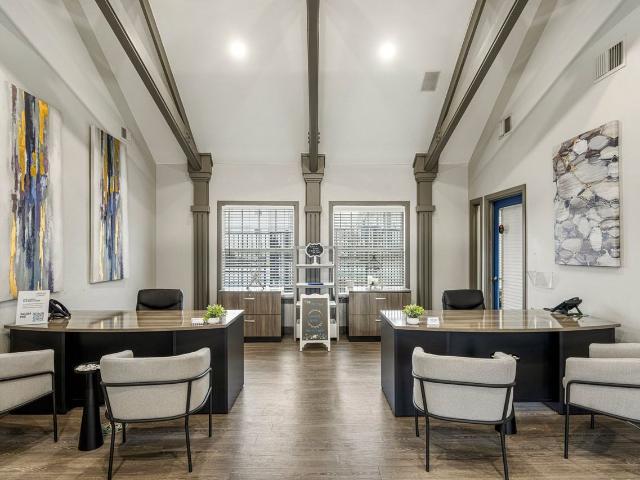 IMMEDIATE MOVE 4 Bedroom Apartment for Rent at 1111 Oak Tree Ave, Norman, OK 73072