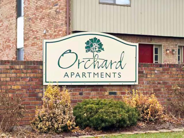 Immediate Move In! Spacious 2 Bedroom Apartments Near Downtown | $100 Deposit