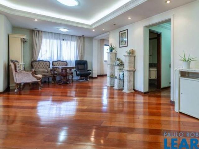 Imoveis na Aclimação