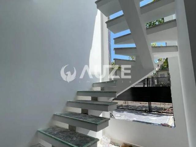 Imoveis na Água Verde
