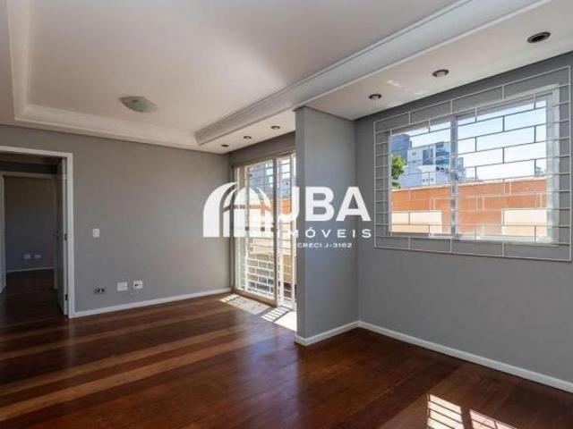 Apartamento à venda na Água Verde