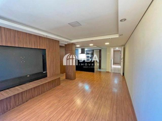 Apartamento à venda na Água Verde