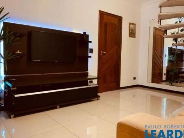 Imoveis na Cidade Ademar