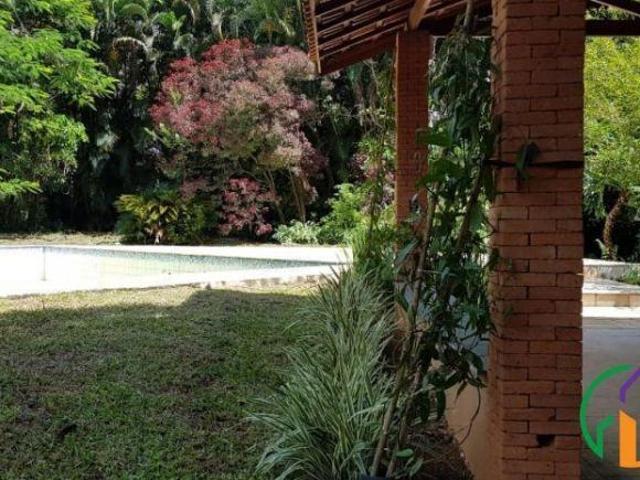 Imoveis na Fazenda da Grama
