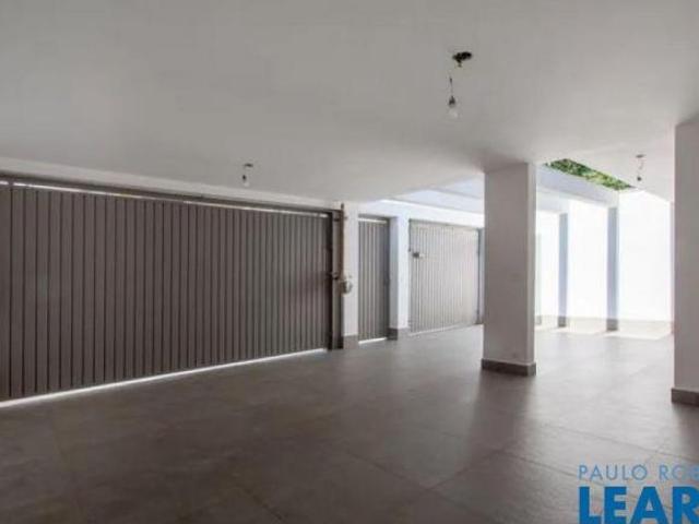 Imoveis na Granja Julieta