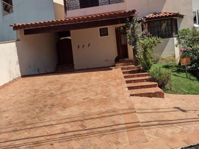 Casa em Granja Olga I, Sorocaba/SP de 298m² 3 quartos à venda por R$ 1.091.500,00