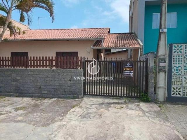 Imoveis na Praia de Leste