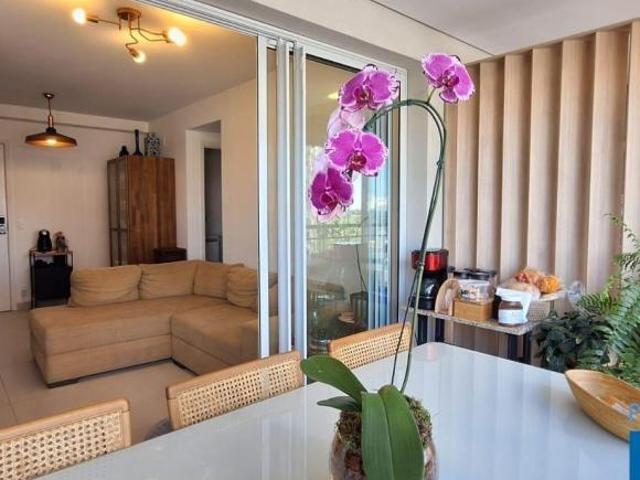 Imoveis na Vila Anastácio