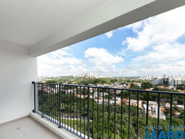 Imoveis na Vila Anastácio
