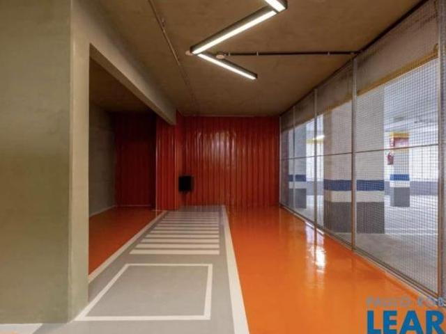 Imoveis na Vila Anastácio