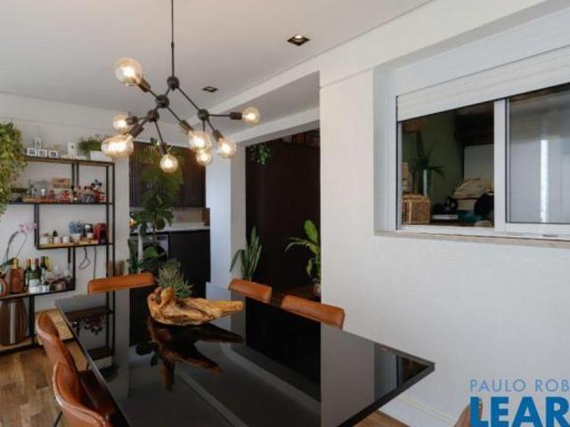 Imoveis na Vila Anastácio