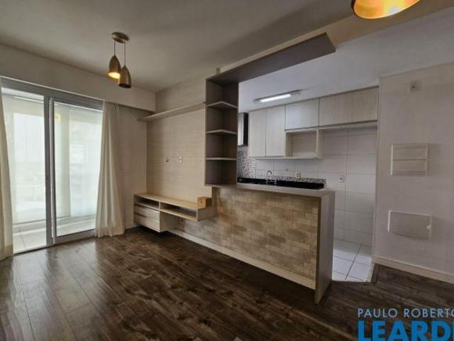 Imoveis na Vila Anastácio