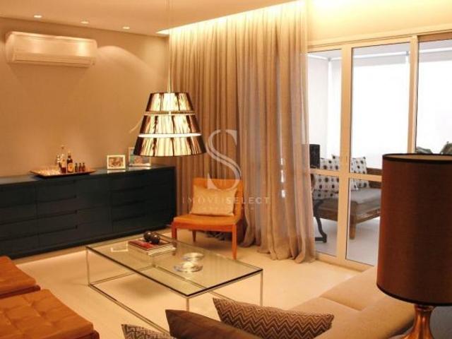 Apartamento em Vila Andrade, São Paulo/SP de 200m² 4 quartos à venda por R$ 2.100.000,00