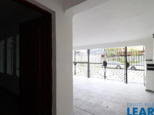 Imoveis na Vila Alzira