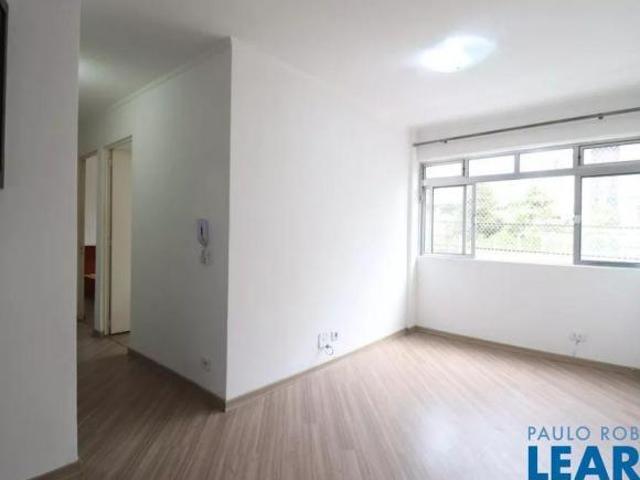 Imoveis na Vila Aquilino