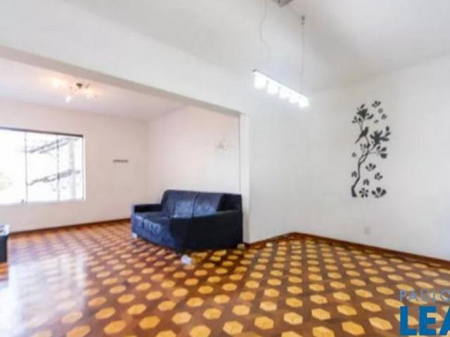 Imoveis na Vila Assunção
